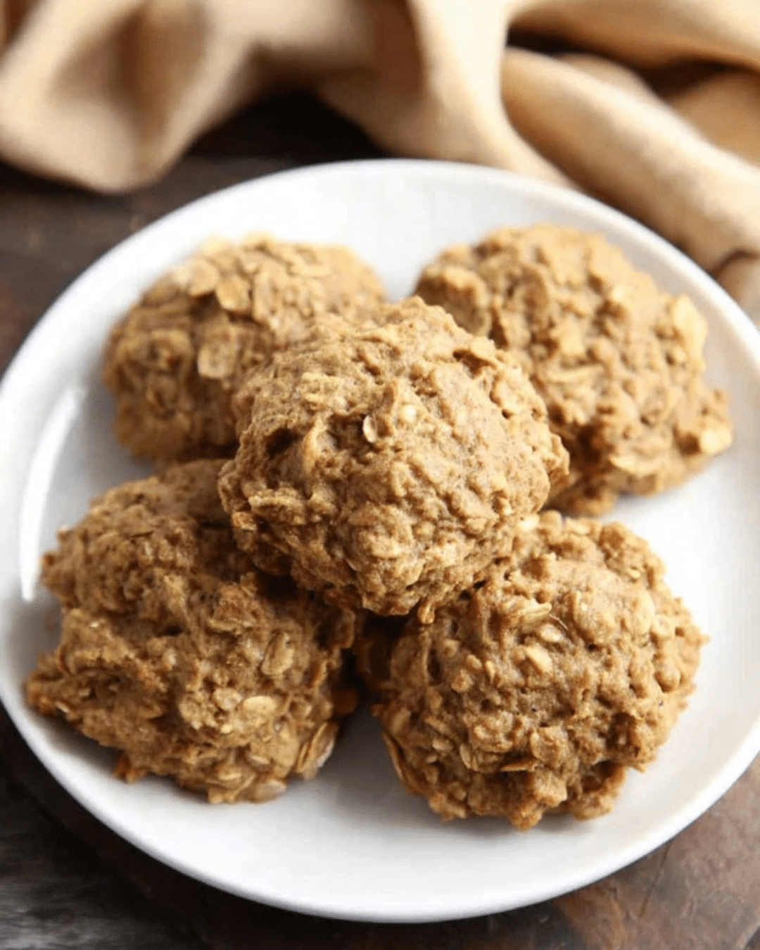 Soft Pumpkin Oatmeal Cookies Recipe - BasCooking